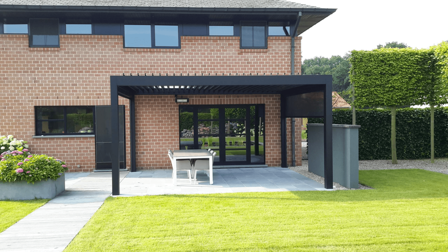 Standard Pergola Sizes: A Complete Guide